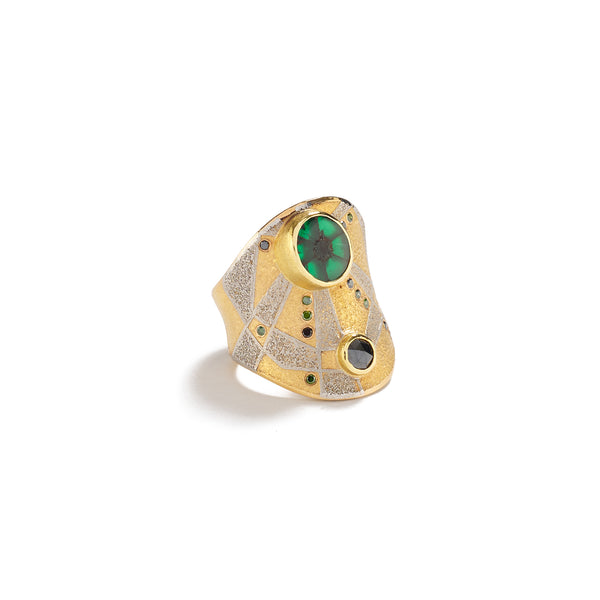 Trapiche Emerald Ring by Peter Schmid~Atelier Zobel | _18K _22k _above and below _price-request ...